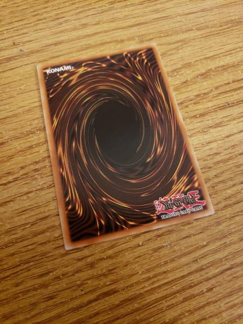 Yu-Gi-Oh! TCG Quaking Mirror Force Dinosmasher's Fury Structure Deck ...