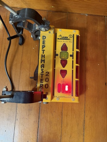 Depthmaster 200 Laser Receiver W/pipe Clamps And Extra Battery | eBay