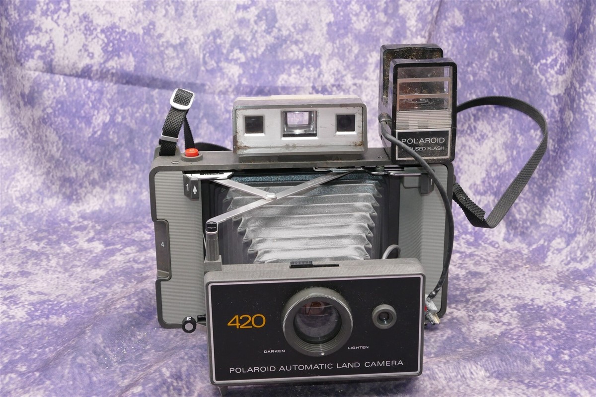 Polaroid 420 Land Camera Polaroid Automatic Land Camera (420)