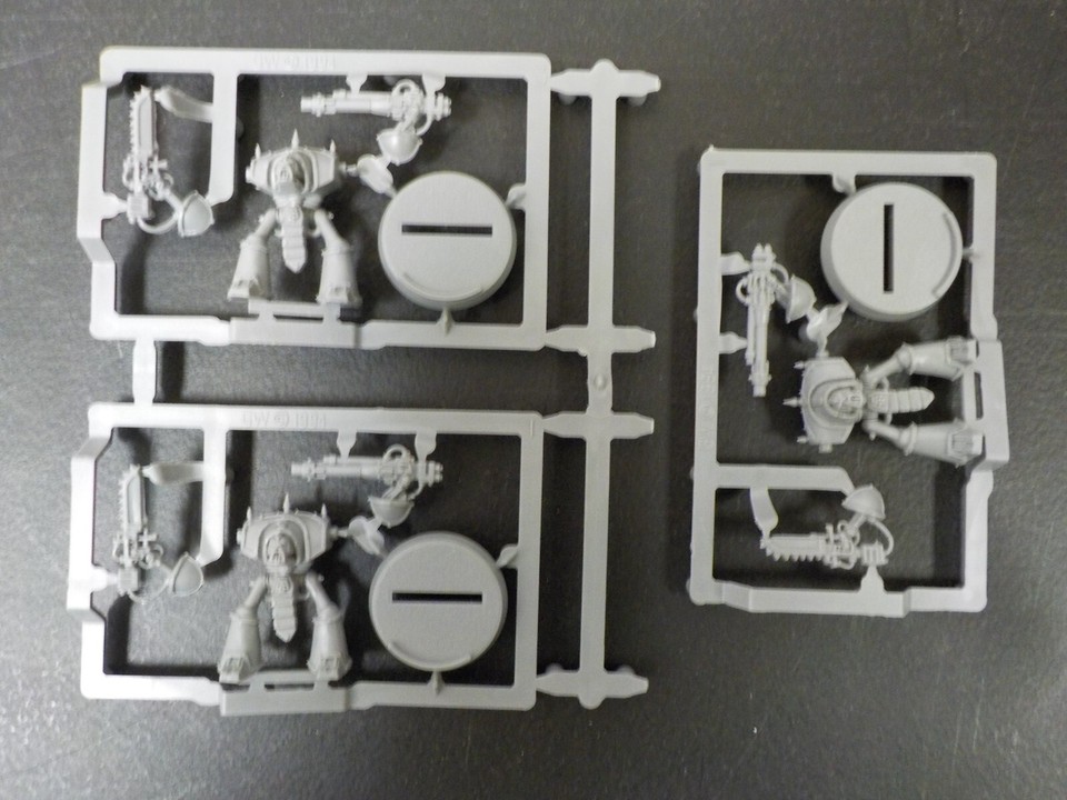 G 312 Warhammer EPIC 40k: Imperial Knight Paladins OPEN BOX UNASSEMBLED ...