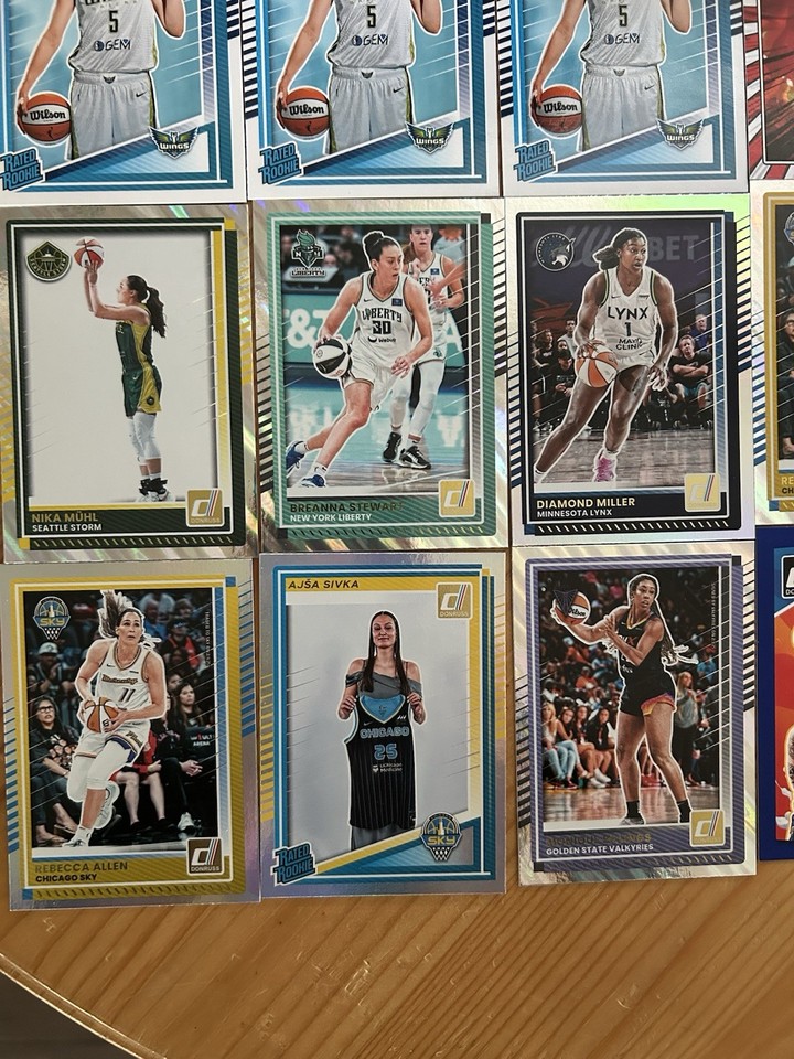 2025 WNBA DONRUSS 80+ Card Lot Of Paige Bueckers, Caitlin Clark, & So ...