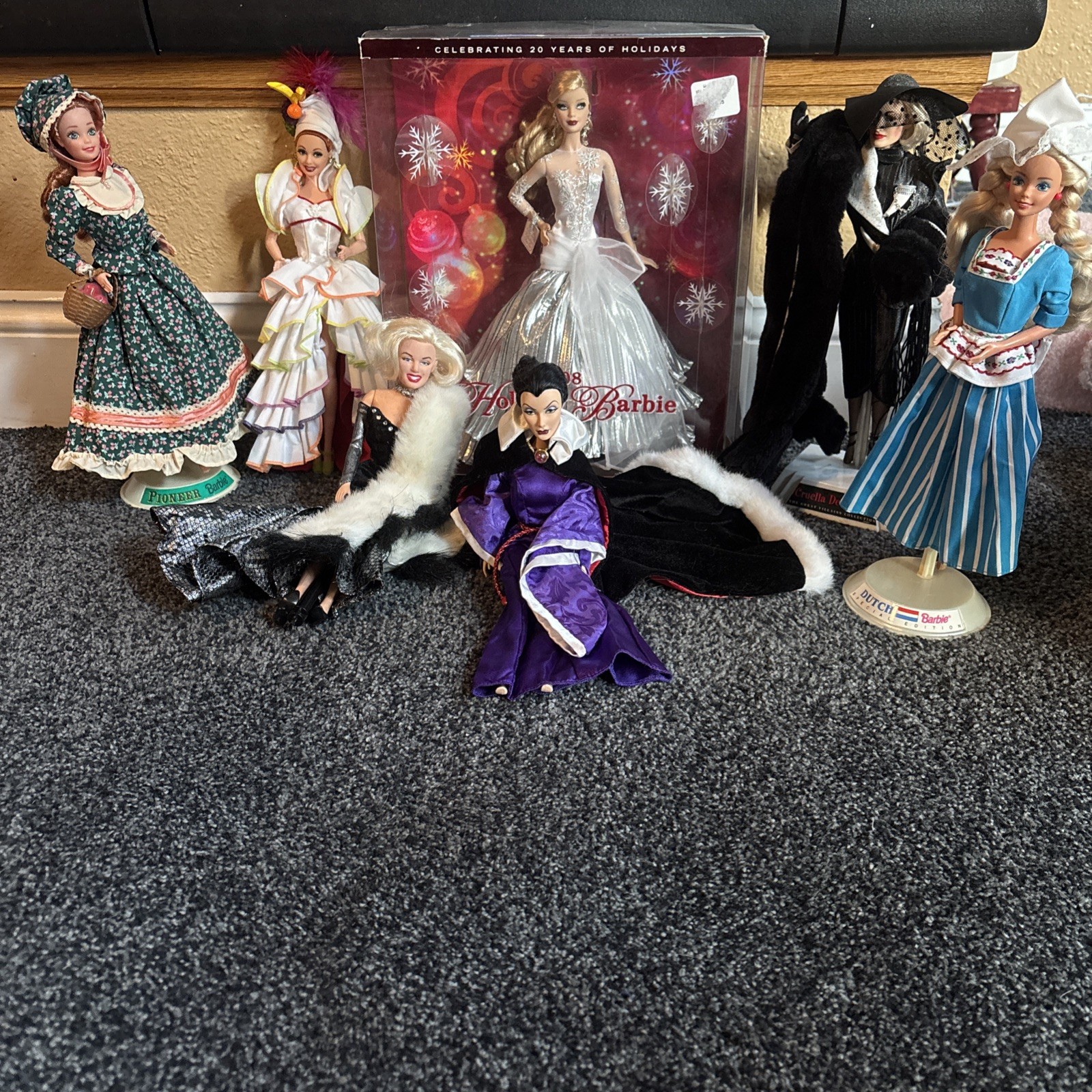 Famous Barbie Lot Of 7 Dolls | eBay