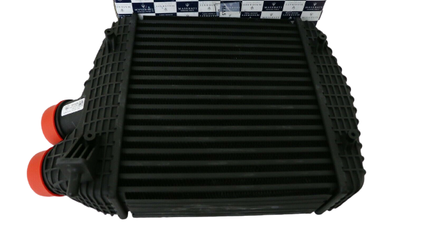 2018 Maserati Ghibli Right Turbo Intercooler Radiator 670035635 for ...