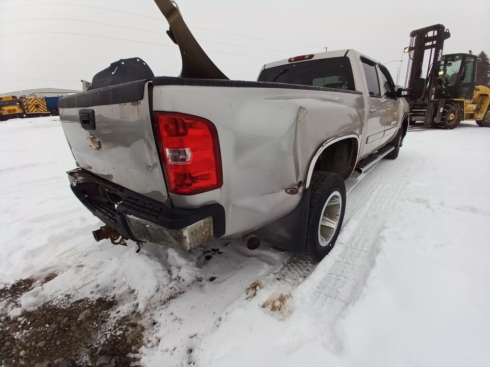 Rear Axle Opt GT4 JH7 3.73 Ratio from 2008 Chevy Silverado 3500 ...