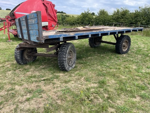 Vintage Farm Trailer With Turntable Bale Trailer Shepherds Hut Chassis ...