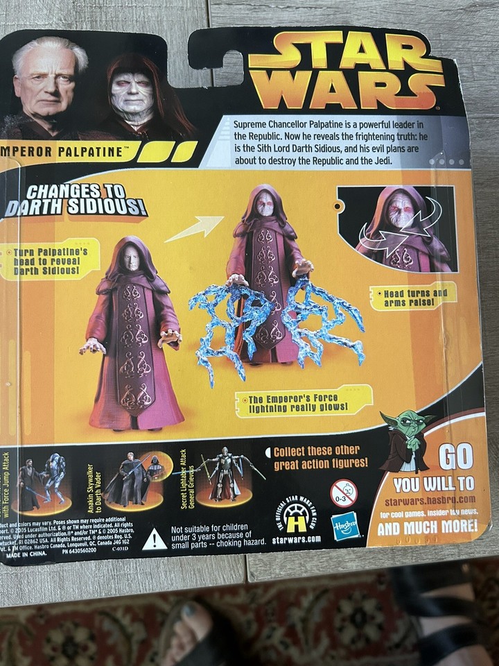Star Wars Revenge of the Sith Emperor Palpatine w/Glowing Force ...