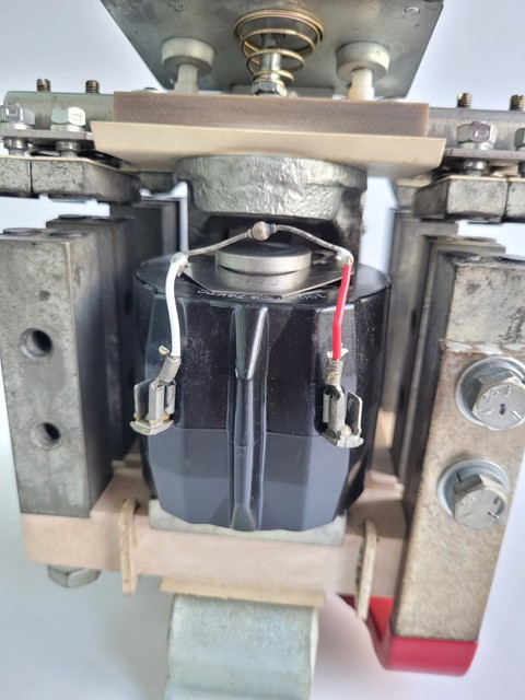 Eaton Cutler Hammer 6702ED615 Contactor 1100A 1000VDC Coil 74 VDC for ...