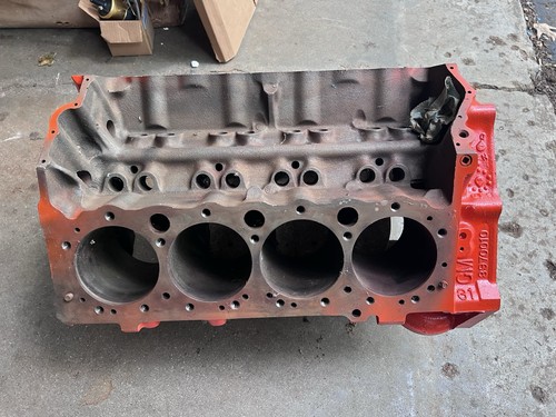 SBC 350 V8 ENGINE MOTOR BLOCK 3970010 BOLT MAIN GM 2 Hot Rod | eBay