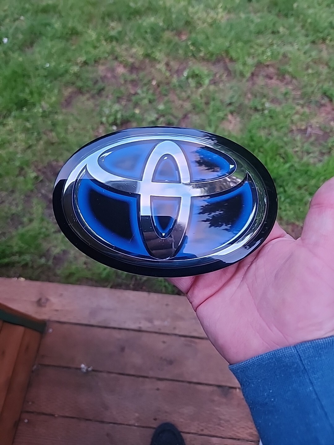 Toyota Camry Sienna Hybrid 21 22 23 Radar Grille Logo Emblem 90975 ...