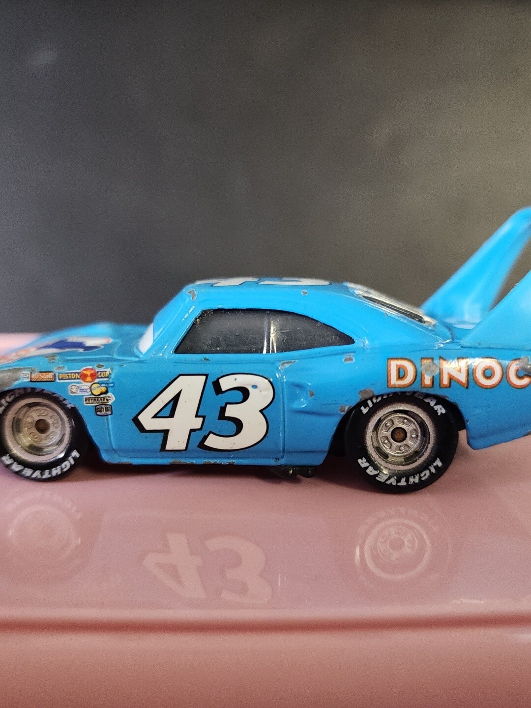 Disney Pixar Cars THE KING Diecast Dinoco Blue #43 Plymouth Superbird 1 ...