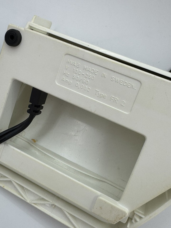 Husqvarna Viking Daisy Sewing Machine w Foot Pedal S2 25 S225 | eBay