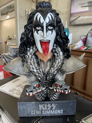 KISS Rock Band Destroyer Bust 1999 Spencers Exclusive Gene Simmons BOX ...