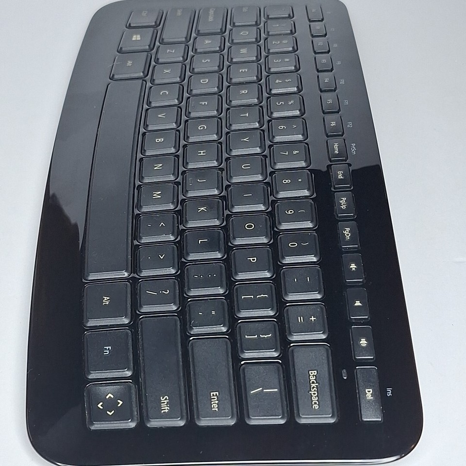 Microsoft Arc Keyboard, Model 1392, Black, Compact, Wireless, No USB ...