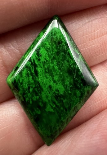 Maw Sit Sit Stone - Jade-Albite - 25 x 17.5mm Diamond Shape - 9.85ct | eBay