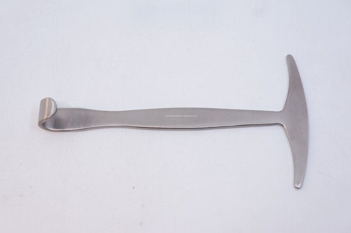 Grieshaber Retractor Orthopedica, Curved, Length 5-1/2inch, 1/2 by 5/8 ...