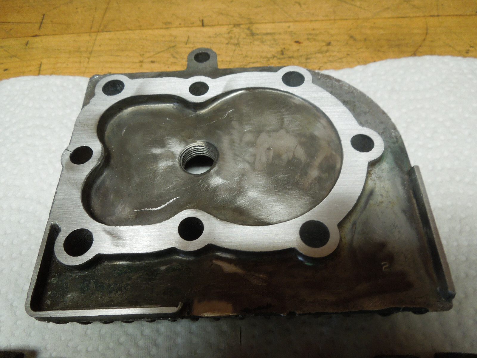 Briggs 6BH Engine Head, Bolts and Head Cover 210209/220581 | eBay