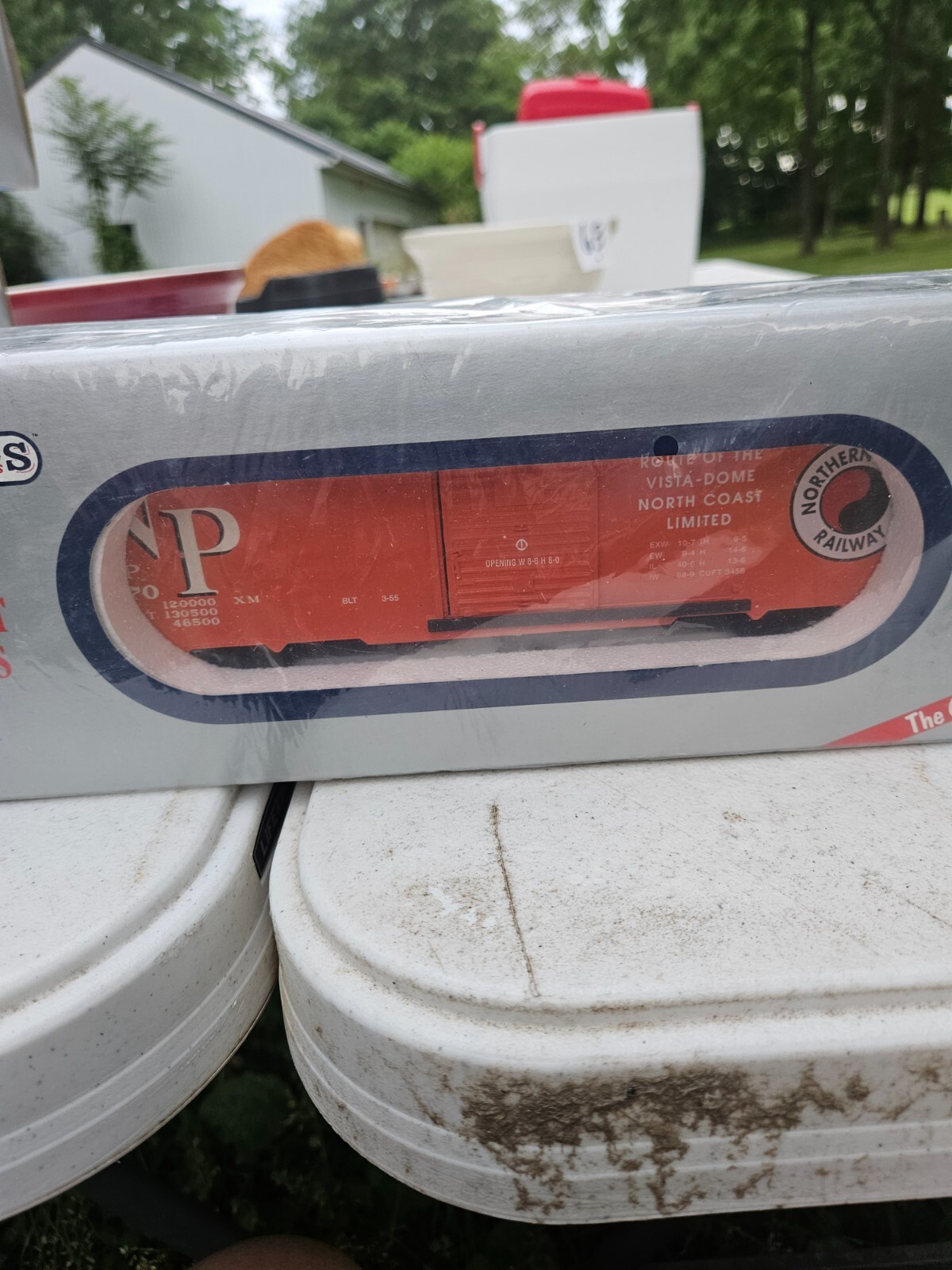 WILLIAMS CLASSIC FREIGHT CAR NO. 52 NORTHERN PACIFIC - ORANGE BOX CAR ...