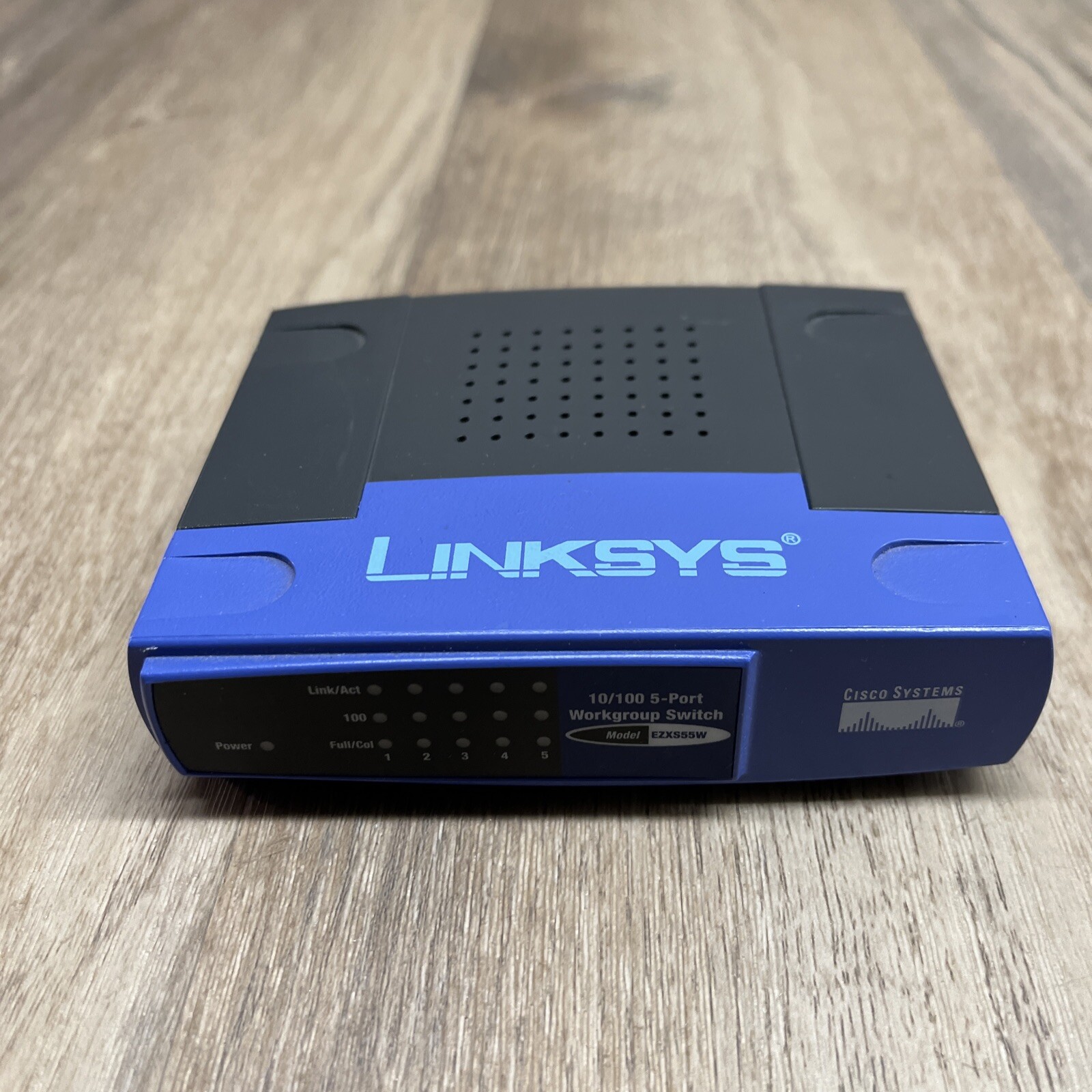 Linksys EtherFast 10/100 5-Port Workgroup Switch EZXS55W | eBay