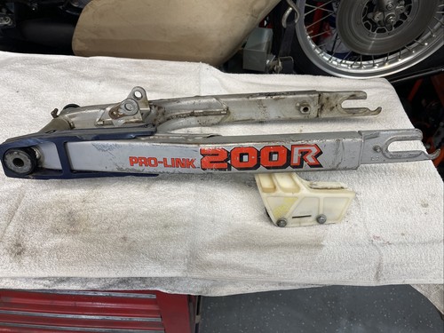 Honda XR200R XR250R 1984 Swing Arm Swingarm Chain Slider Guide 52100 ...