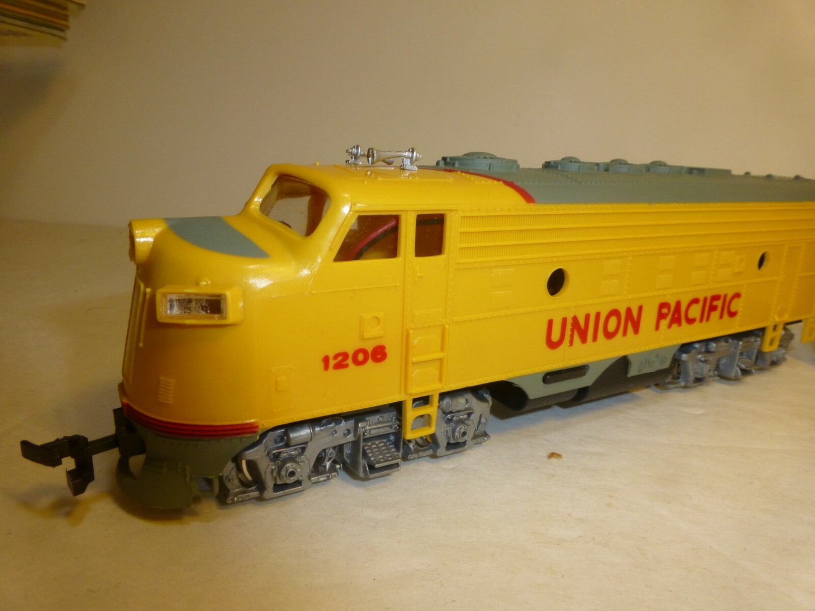 Bachmann Union Pacific 1206 Locomotive (untested) and Caboose | eBay