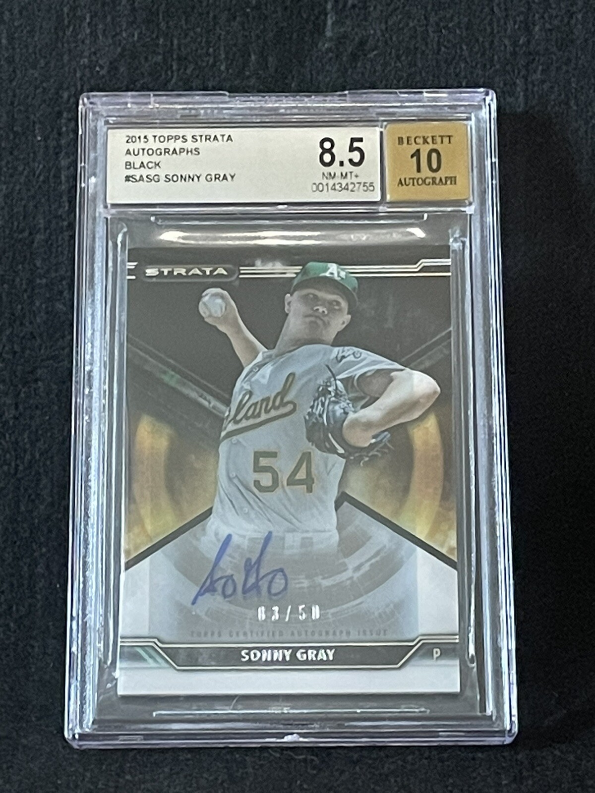SONNY GRAY 2015 Topps Strata Autographs Black RARE BGS 8.5 Autograph 10 ...