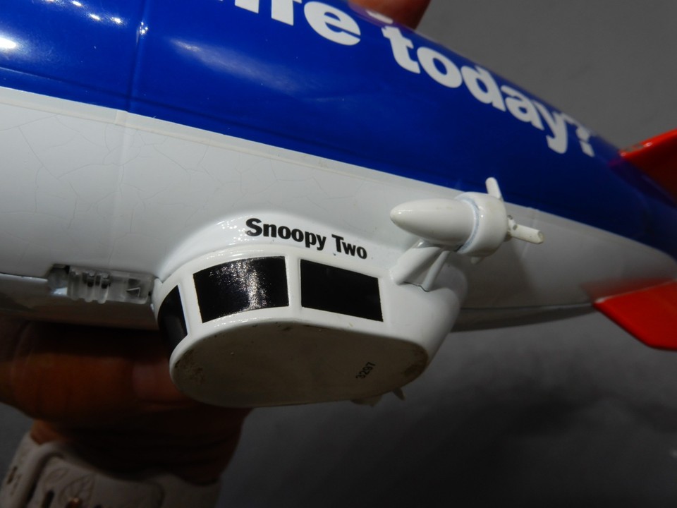 Peanuts MetLife Snoopy Diecast BLIMP Limited Edition Hidden Bank by ...