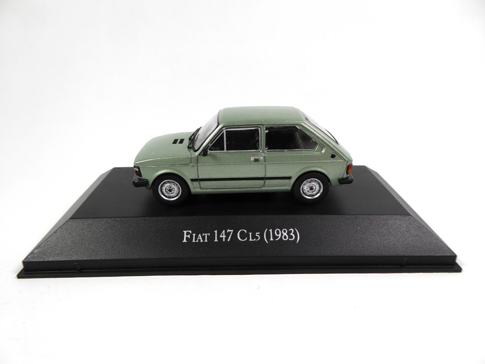 Fiat 147 CL5 (1983) - 1:43 SALVAT Autos Inolvidables Diecast Model Car ...