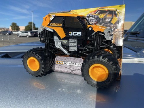 Monster Jam 1:24 Scale JCB Digatron Spin Master Truck Series 25 Very ...