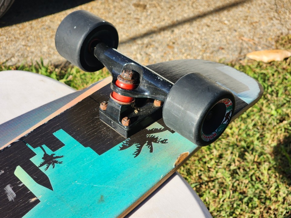 Paradise Longboards Long Board Complete Skateboard Bigfoot Wheels 40 ...