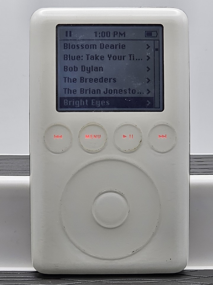 Apple iPod Classic 3rd Generation 10GB White A1040 Wolfson DAC Tested ...