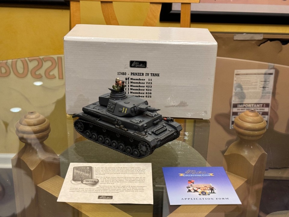 Britain ww2 German Panzer IV Tank 17460 Turret #11 RETIRED,WITH ...
