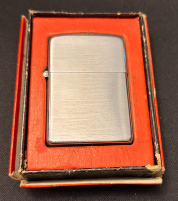 Vintage, ZIPPO LIGHTER / 3 BARREL HINGE / UBRANDED (Box, No Spark, Dent ...