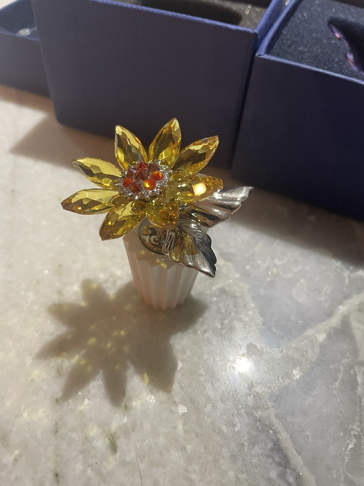 Swarovski Crystal Figurines Lot Discontinued Pieces Rare And Beautiful ...