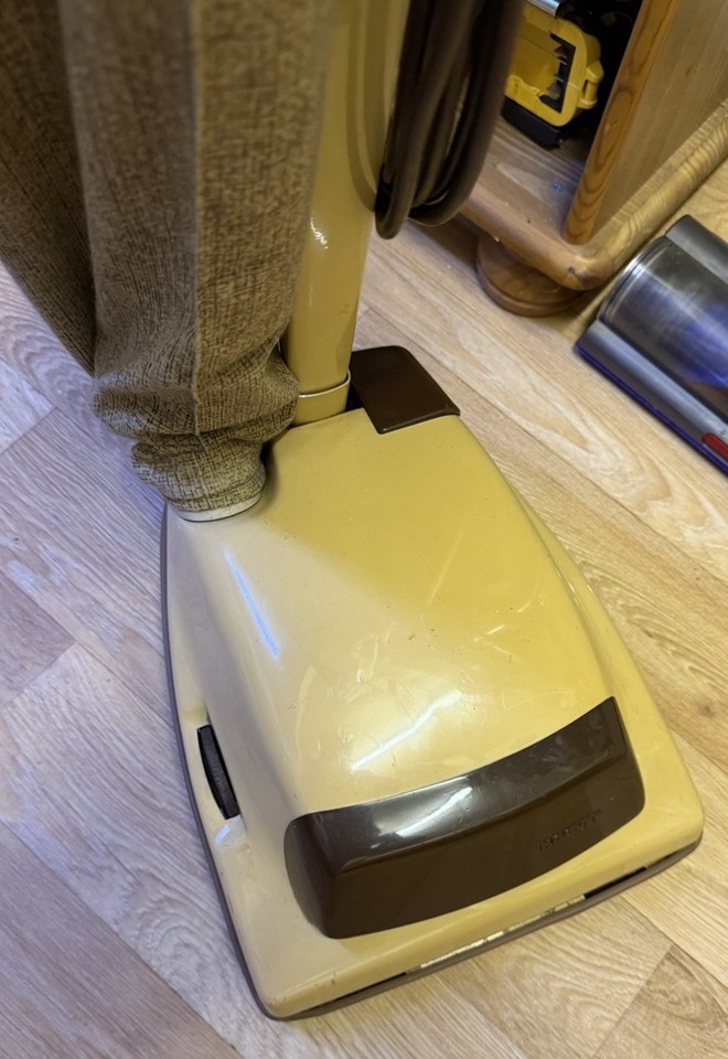 Vintage Hoover Junior U1036 Upright Vacuum Cleaner Retro 80s | eBay UK