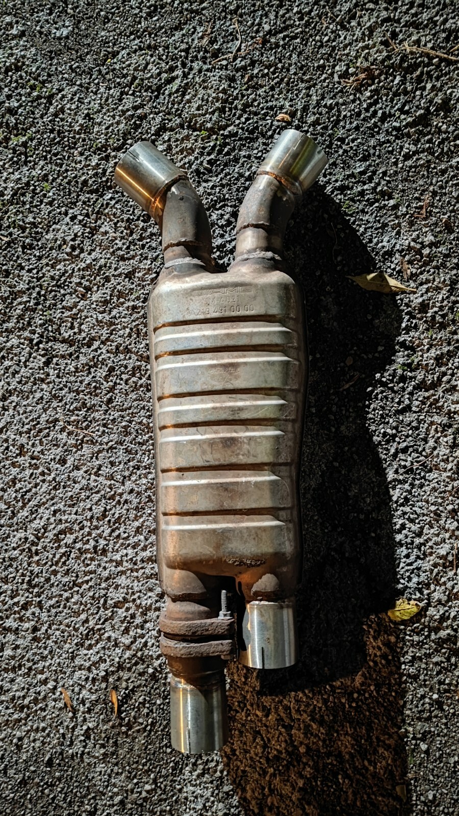 MERCEDES W211 W219 E55 CLS55 AMG SPORT CENTER EXHAUST SYSTEM PIPE OEM ...