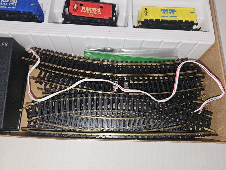 Planters Mr Peanut Ho Scale Locomotive Train Cars Set VTG Peanuts | eBay