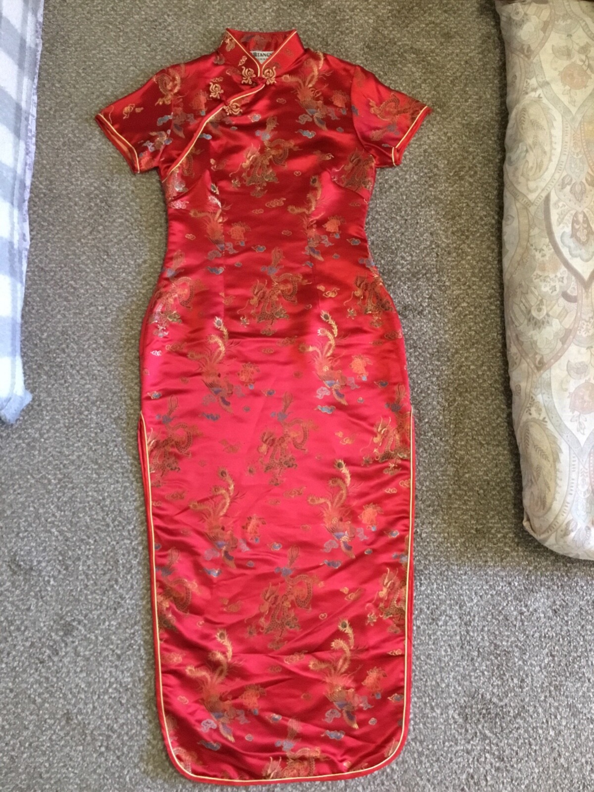 Chinese Traditional Long Cheongsam Satin Dress, size M - Gem