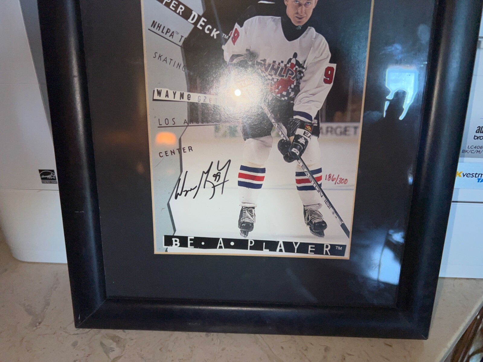 1994 1994-95 BE A PLAYER WAYNE GRETZKY SIGNATURES AUTOGRAPH AUTO #186 ...