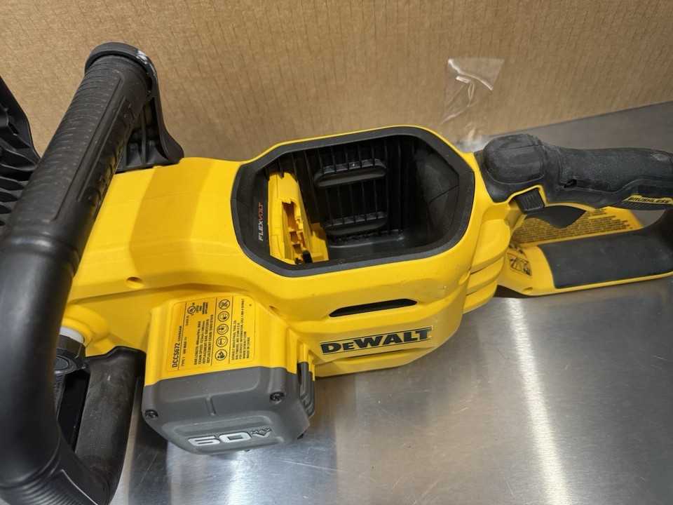 DeWalt DCCS672B 60V MAX Flex Volt 18” Brushless Cordless Chainsaw(Bare ...