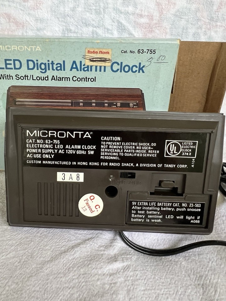 Open In Box Vintage Led Digital Alarm Clock Radio Shack Mictonta No 63 ...
