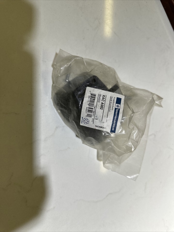 SCHNEIDER ELECTRIC XACA982 Factory Sealed | eBay