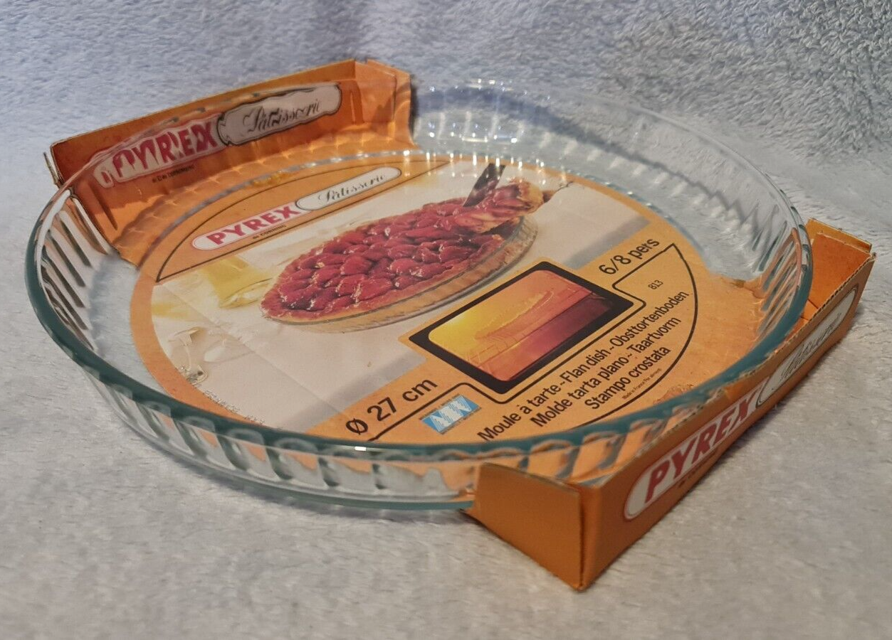 Vintage - Pyrex Patisserie Flan Dish 27cm - unused in retail packaging ...