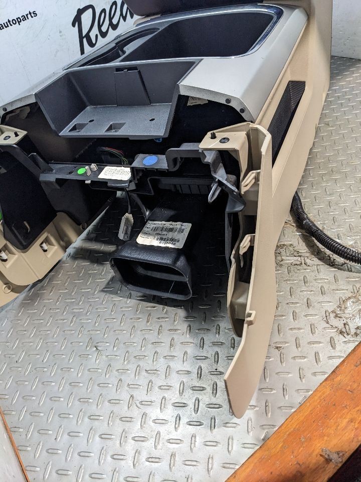 DODGE RAM 1500 2500 OEM CENTER CONSOLE KIT 4th Gen 2018 2017 2016 2015 ...