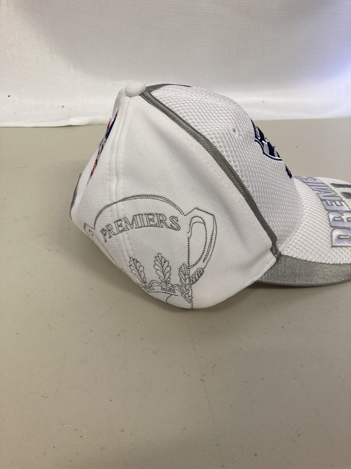 Official Geelong Cats AFL 2011 Premiers Cap Silver Embellishments Free ...