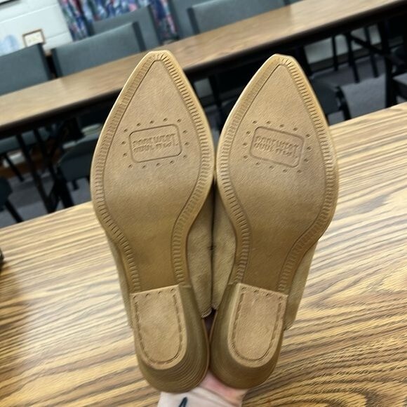 NWT Code West Womens Tan Suede Text Me Slip On Pointed Toe Heeled Shoe ...