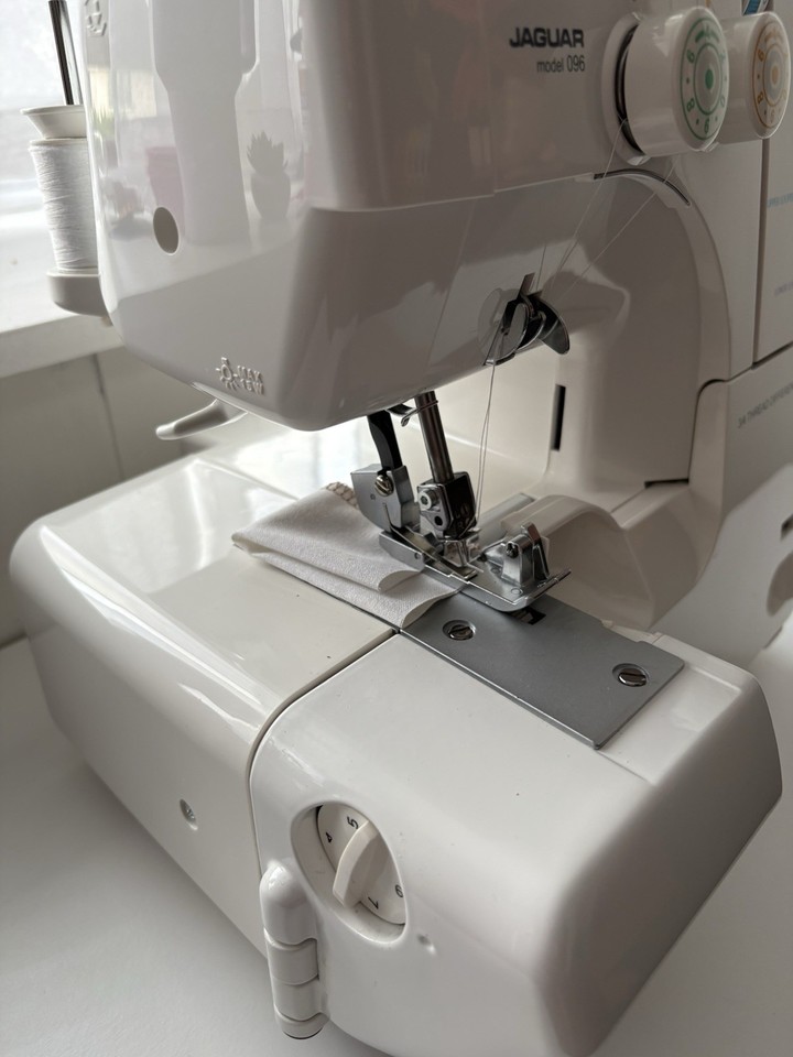 Jaguar Model 096 Overlocker Sewing Machine White | eBay UK