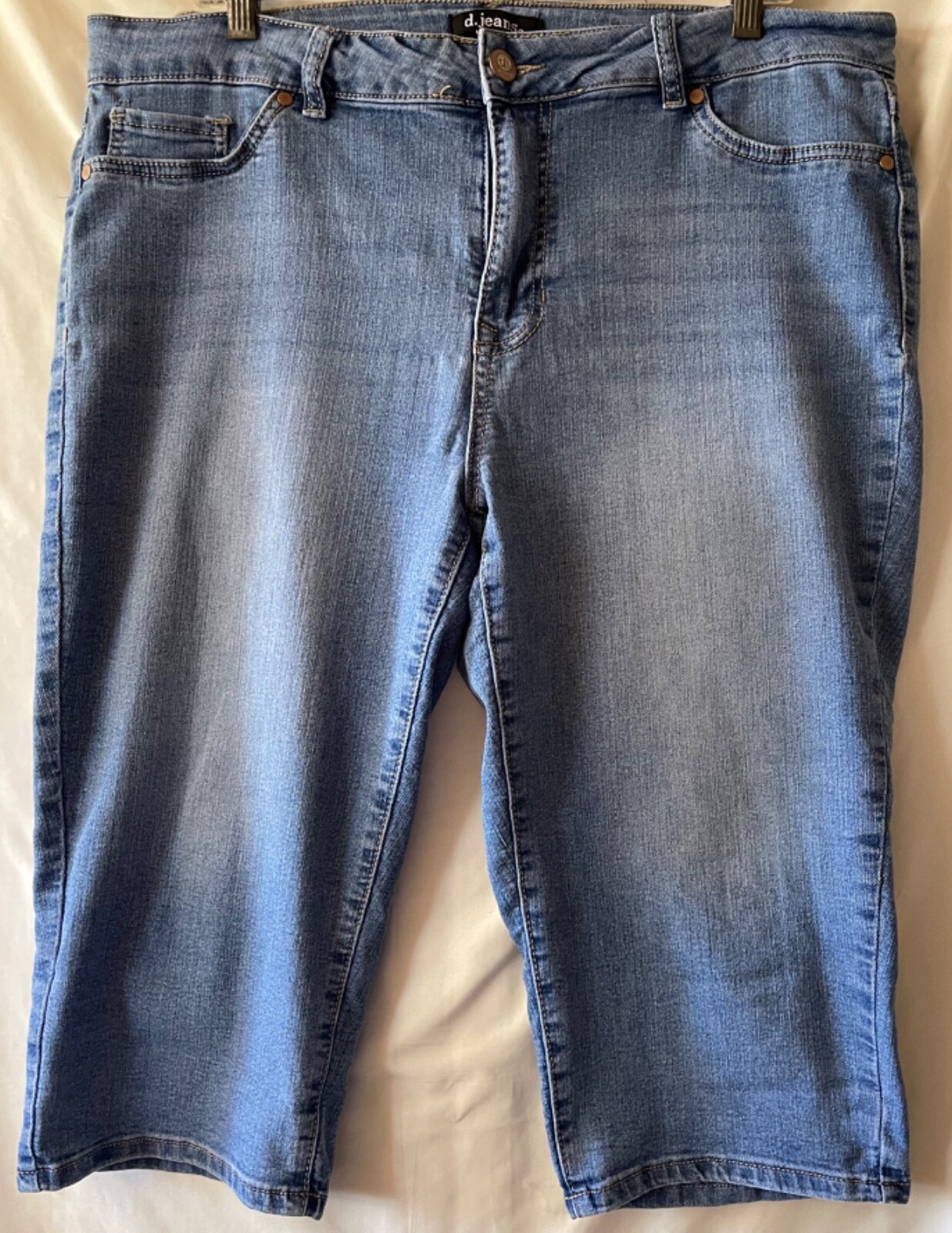 D.JEANS, WOMEN'S 16W, BLUE DENIM CLAM DIGGER JEANS, LOTS OF STRETCH ...