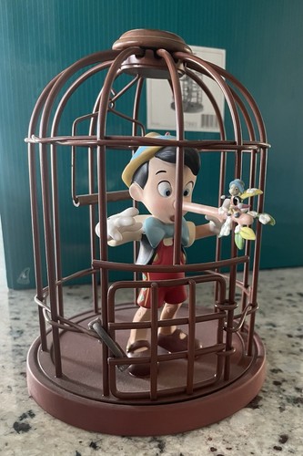 WDCC Pinocchio “I’ll Never Lie Again” W Box/COA. 2000 Animator’s Choice ...