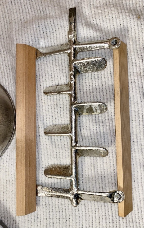 VINTAGE HAND CRANK ICE CREAM MAKER CANISTER , LID & PADDLE - 12"H x 7 ...