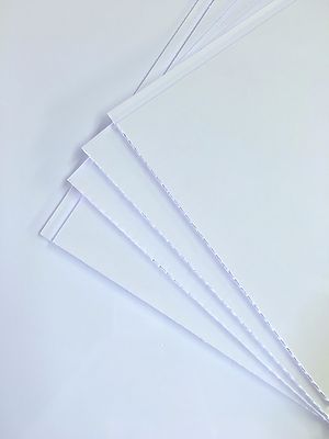 Plastic wall liner | The Stalking Directory